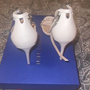 Stuart Weitzman | Shoes | Stuart Weitzman White Elegant Heels | Poshmark